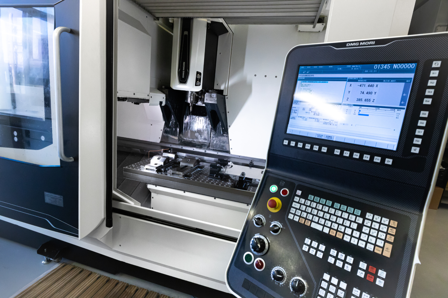CNC DMG CMX 1100 V – cnc tech ag